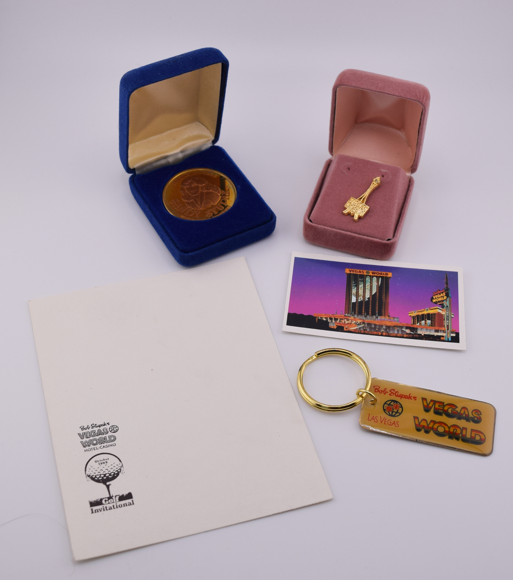 Bob Stupak's Vegas World Collection Set Pin Coin Paraphernalia